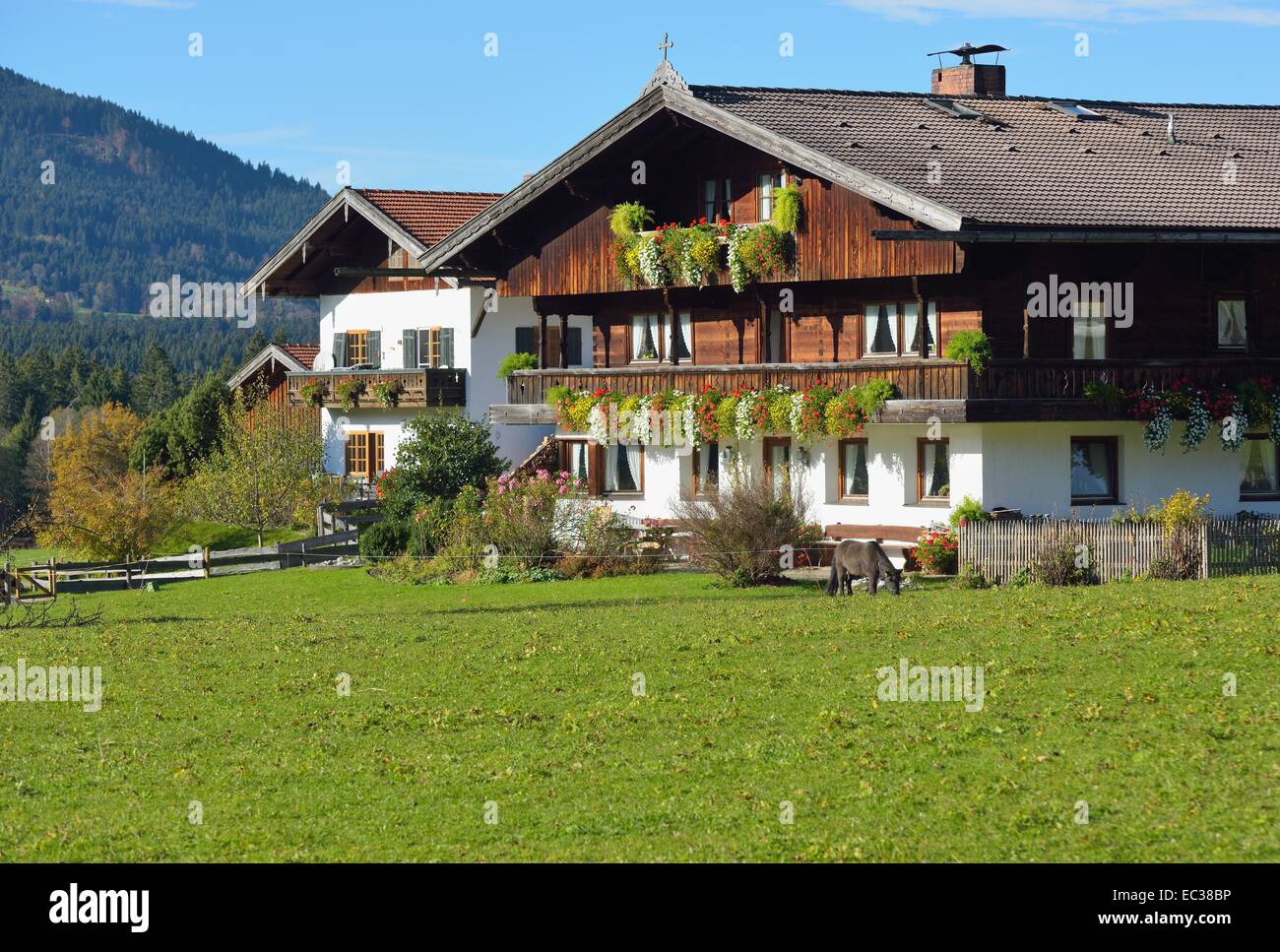 Traditional Bavarian Farmhouse Stock Photos & Traditional Bavarian ...