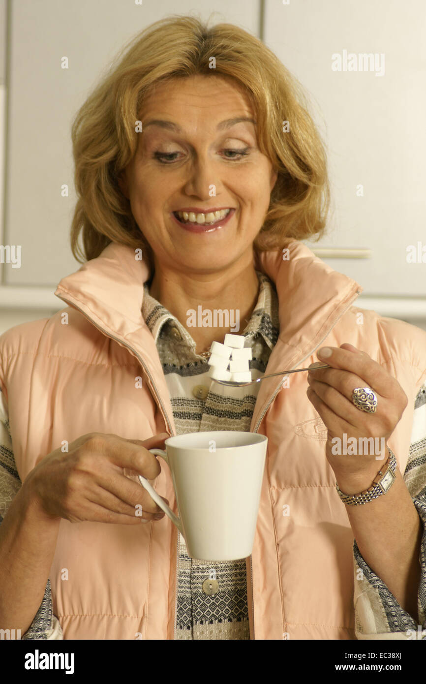 Fluid beverage hi-res stock photography and images - Alamy