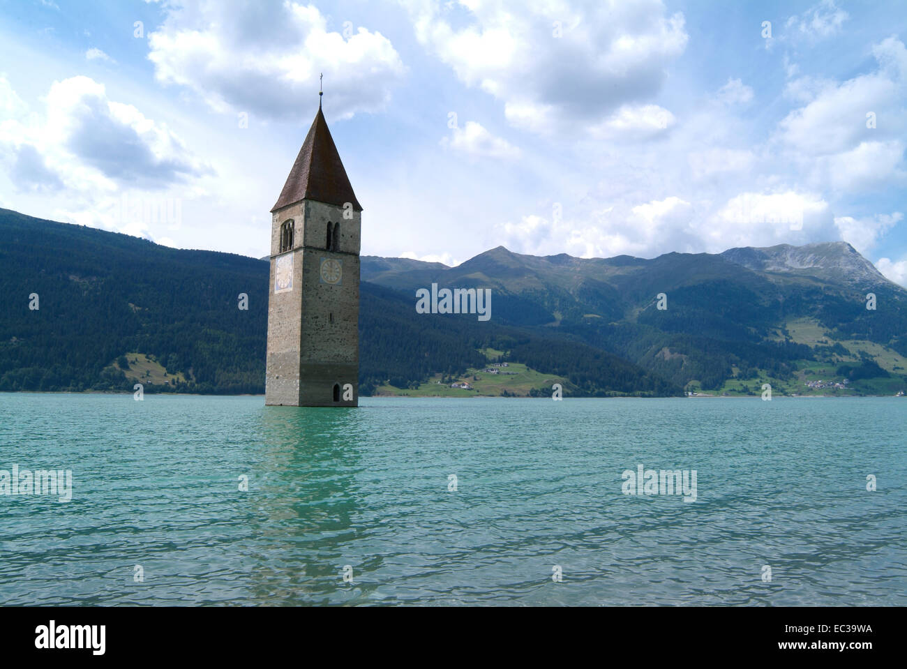 Graun hi-res stock photography and images - Alamy