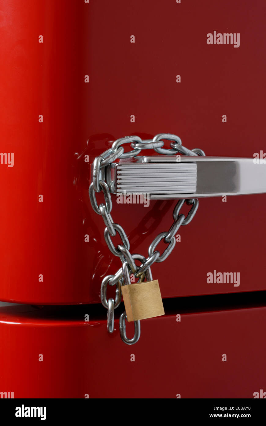 Locked fridge hi-res stock photography and images - Alamy