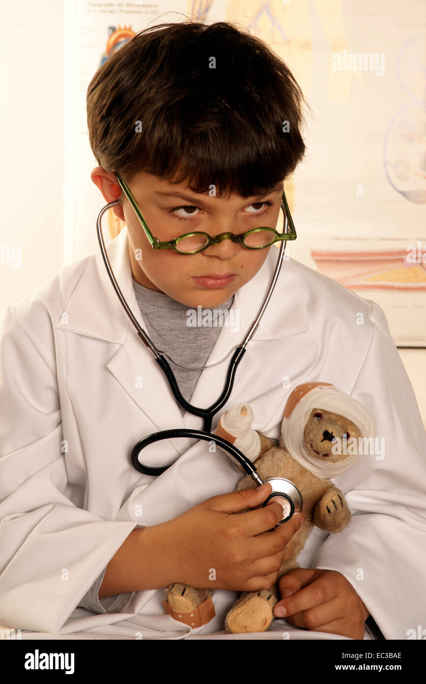 Little boy play doctor Stock Photo - Alamy