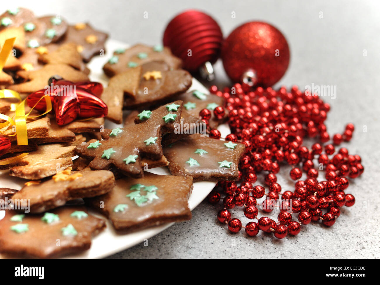 Decorative biscuits hi-res stock photography and images - Alamy