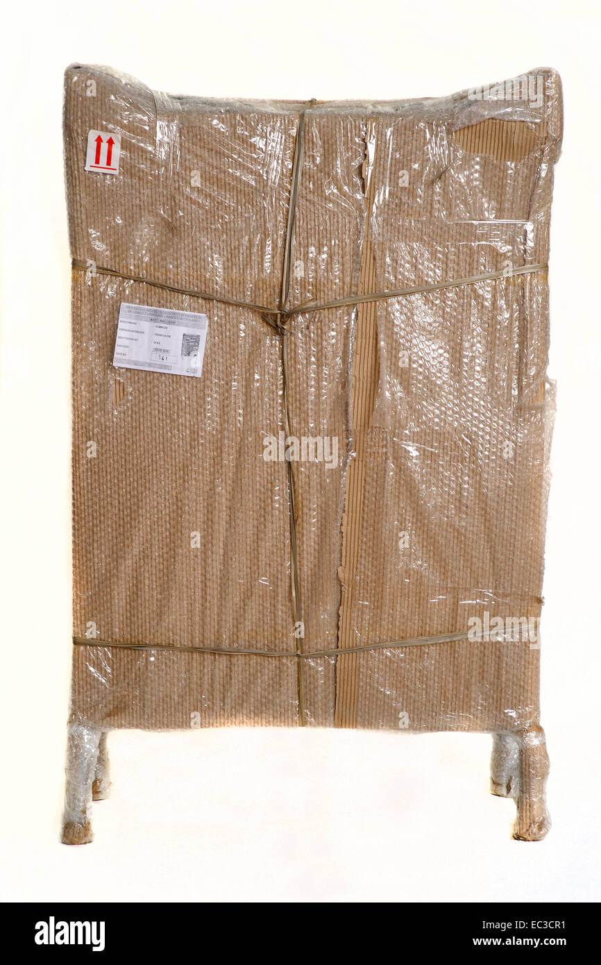 Packaged furniture hi-res stock photography and images - Alamy