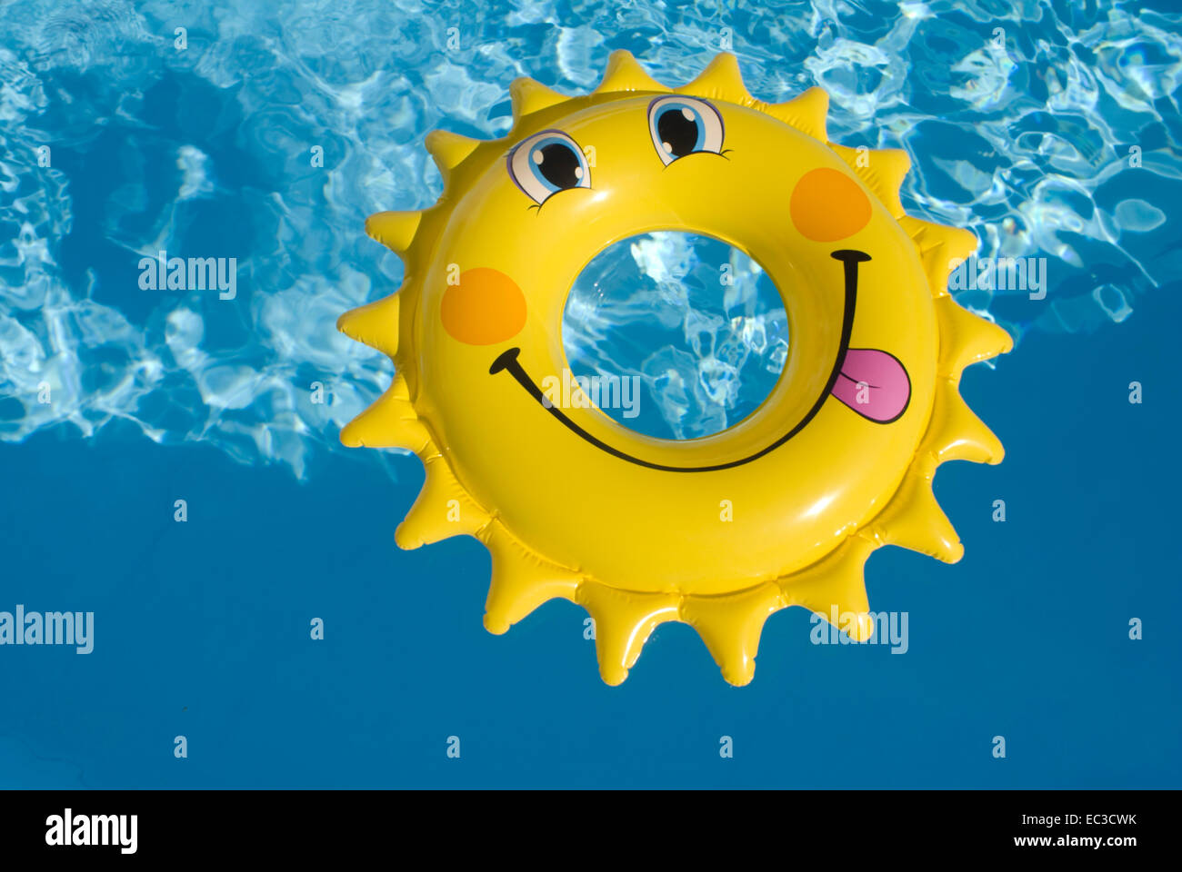 Tire pool hi-res stock photography and images - Alamy