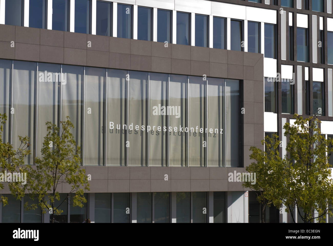 Federal press hi-res stock photography and images - Alamy