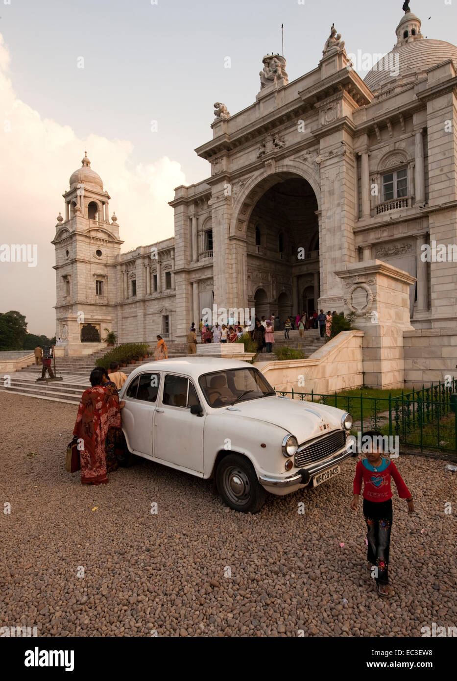 Indian government car hi-res stock photography and images - Alamy