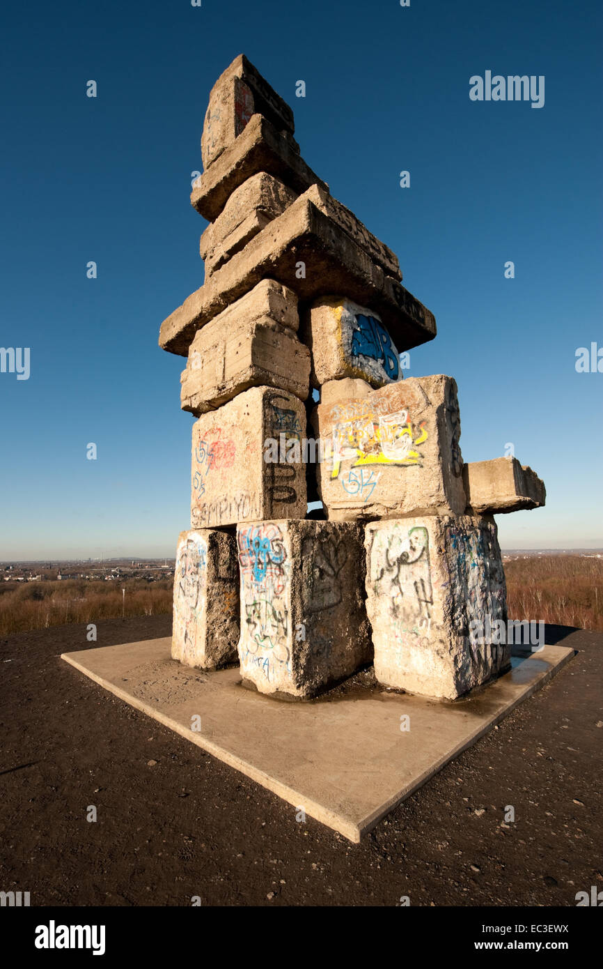 Sculpture on the Halde Rheinelbe coal mining dump in Gelsenkirchen ...