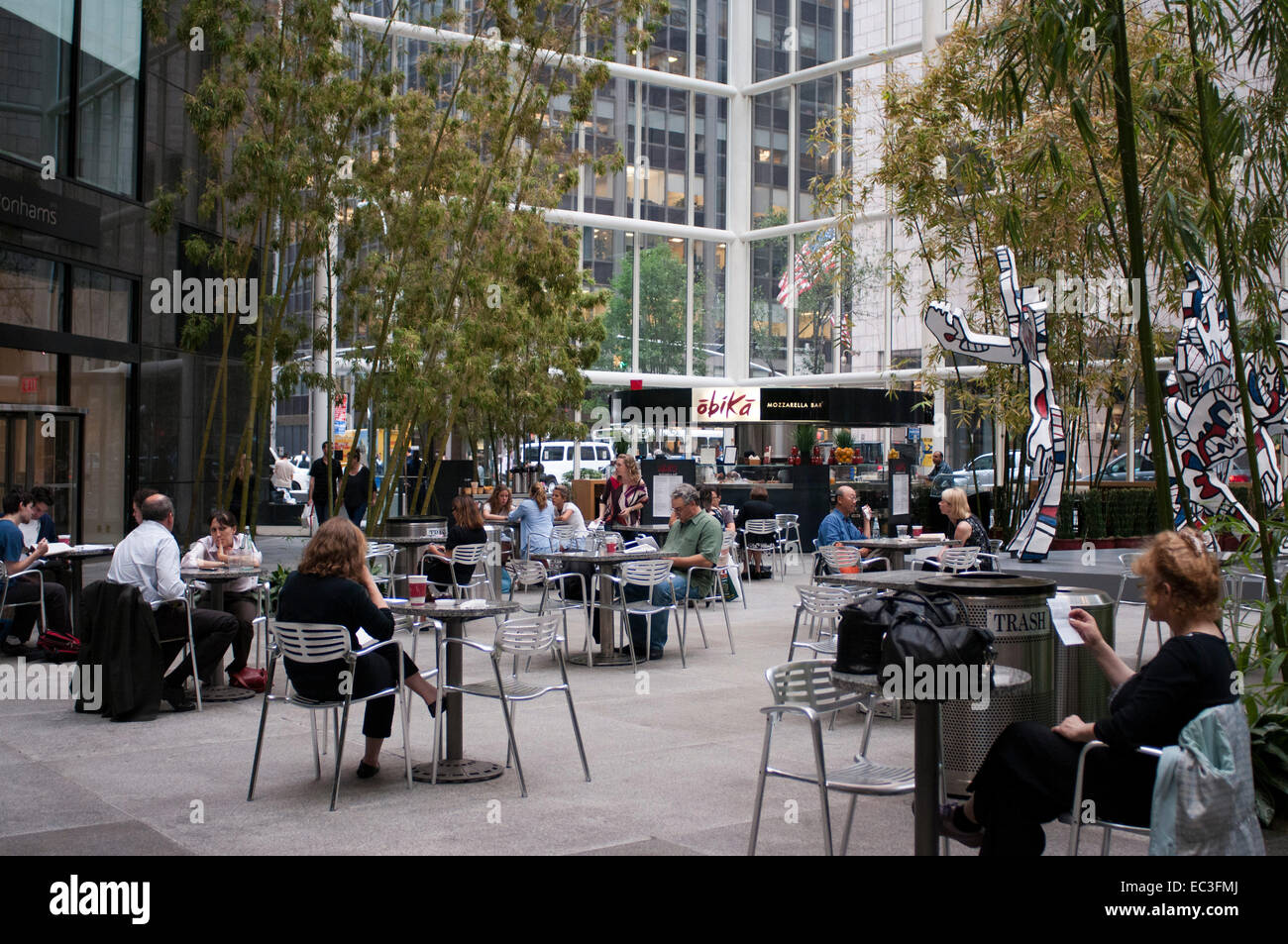 Ibm building new york city hi-res stock photography and images - Alamy