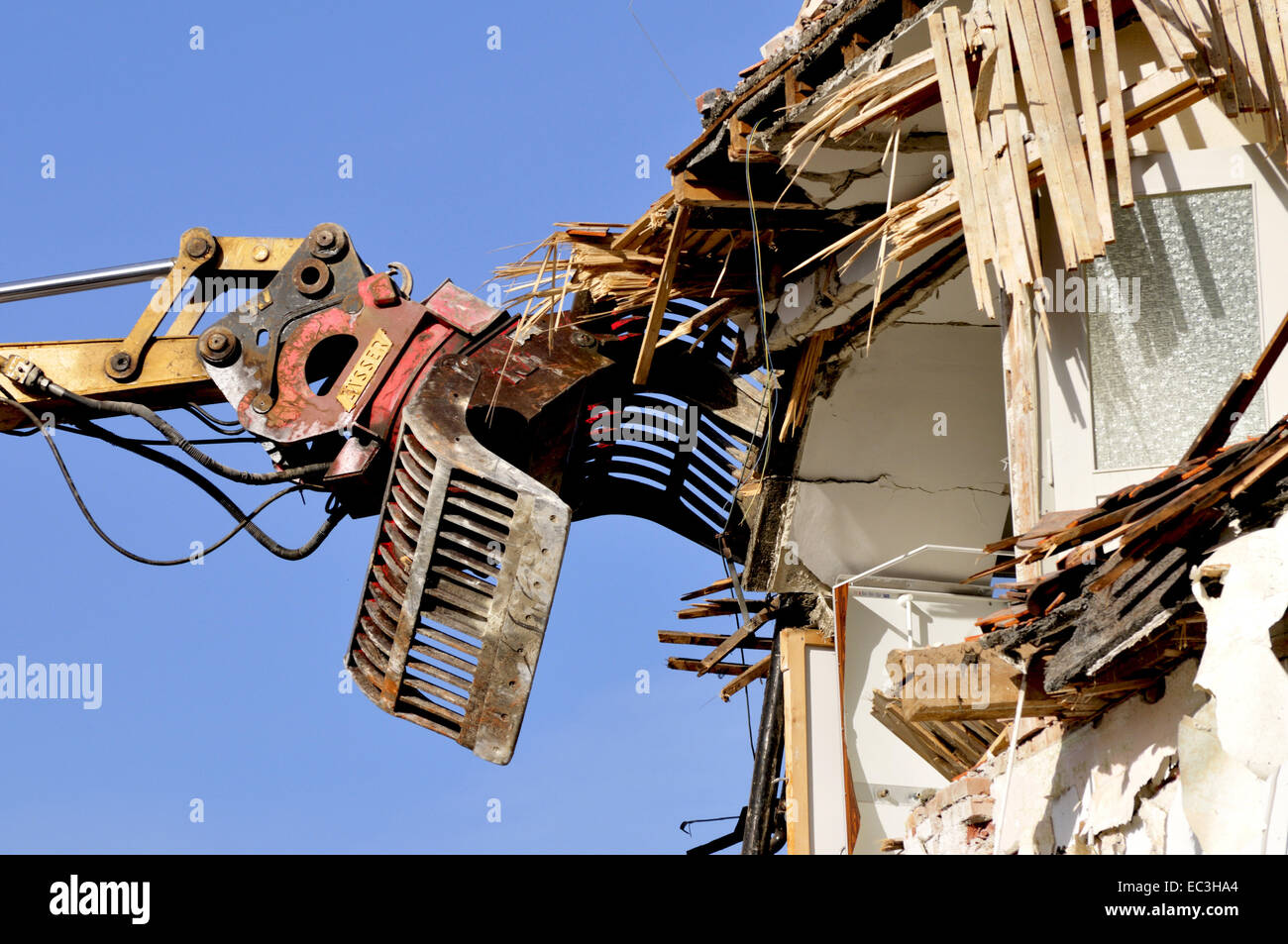 Demolition of a House Stock Photo - Alamy