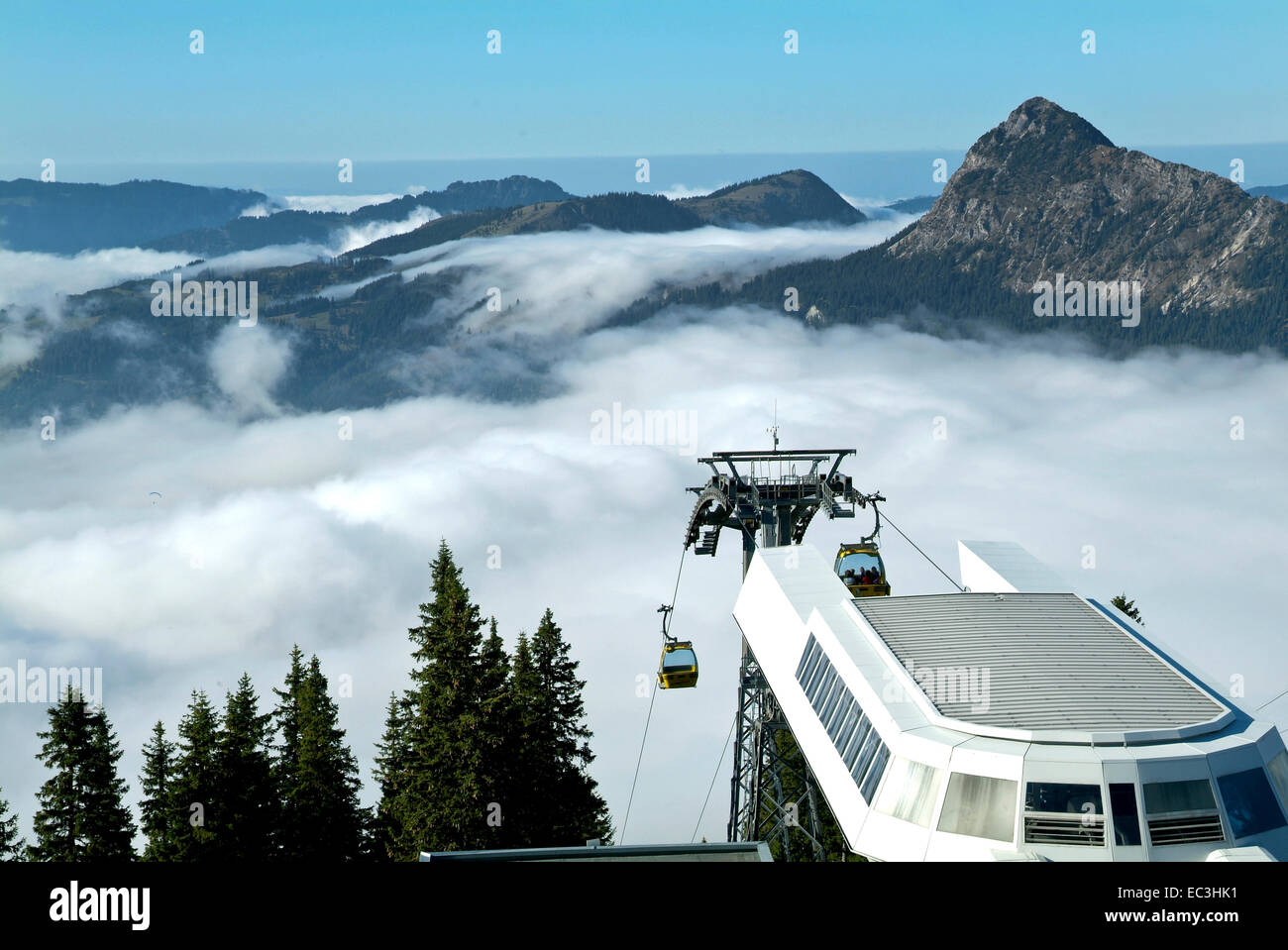 Mountain hut cable car hi-res stock photography and images - Alamy