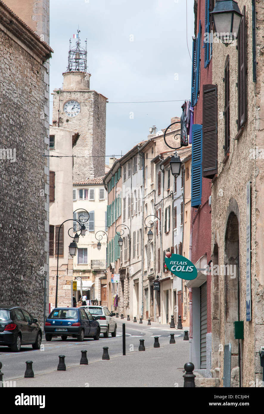Lorgues church france hi-res stock photography and images - Alamy