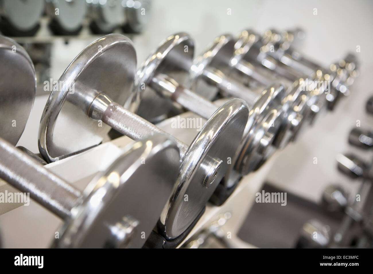 Dumb bell hi-res stock photography and images - Alamy
