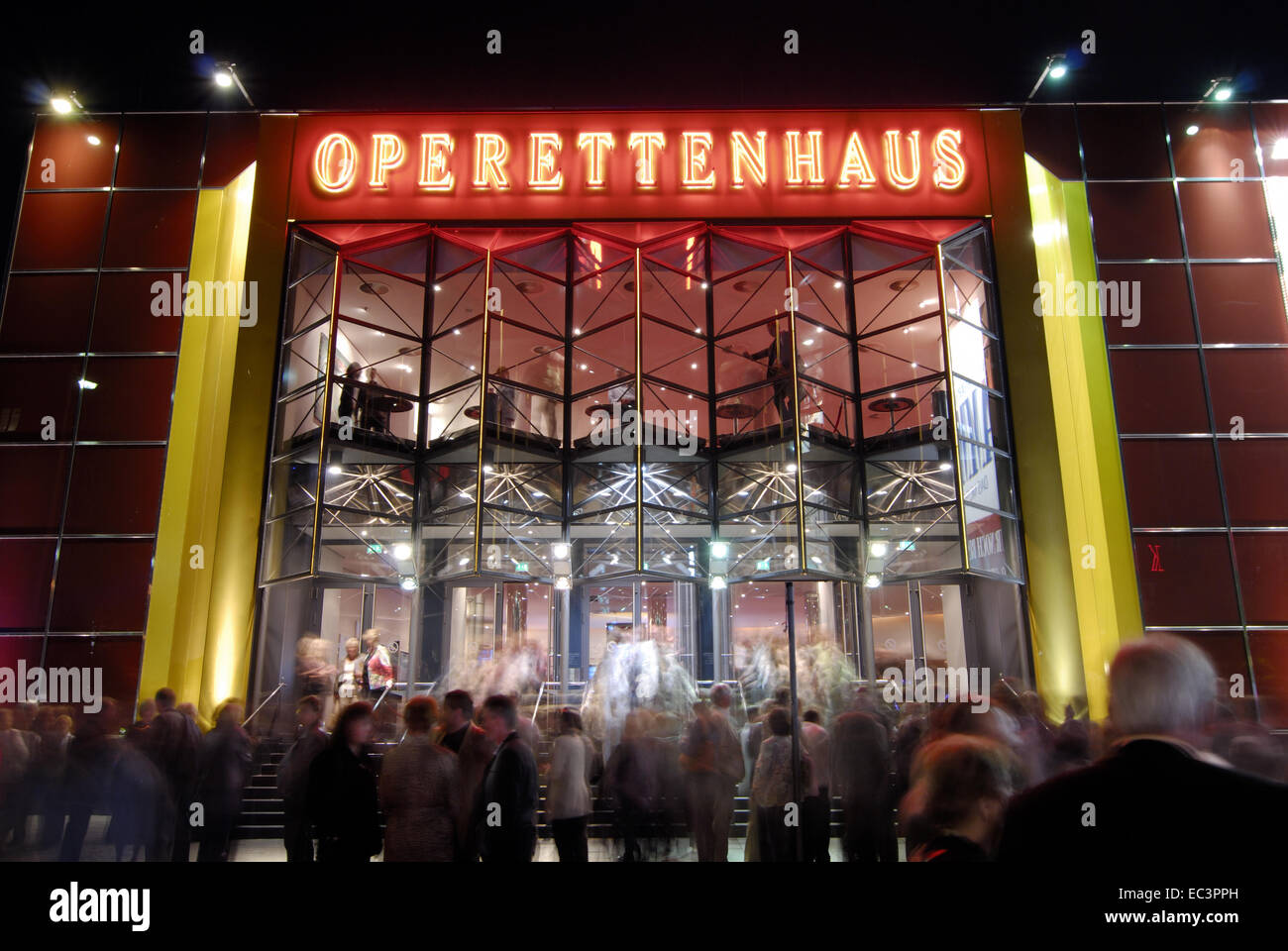 Hamburg State Opera High Resolution Stock Photography and Images - Alamy