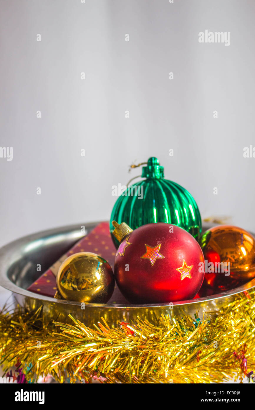 colored balls in a bucket Stock Photo - Alamy