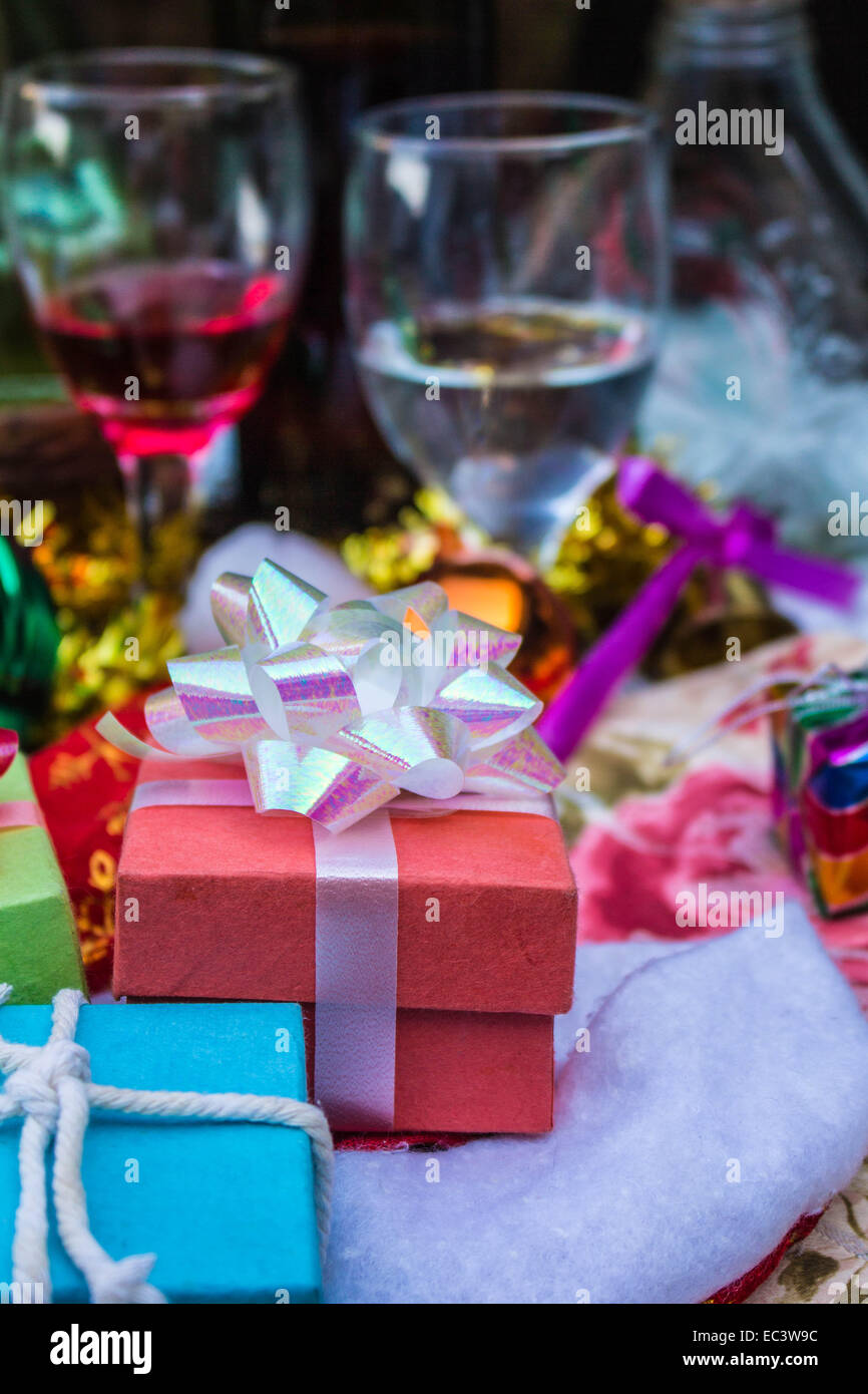 Fest gift hi-res stock photography and images - Alamy