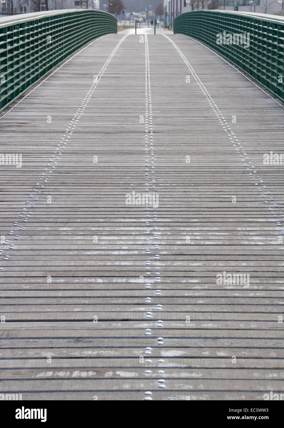 Brigde building hi-res stock photography and images - Alamy