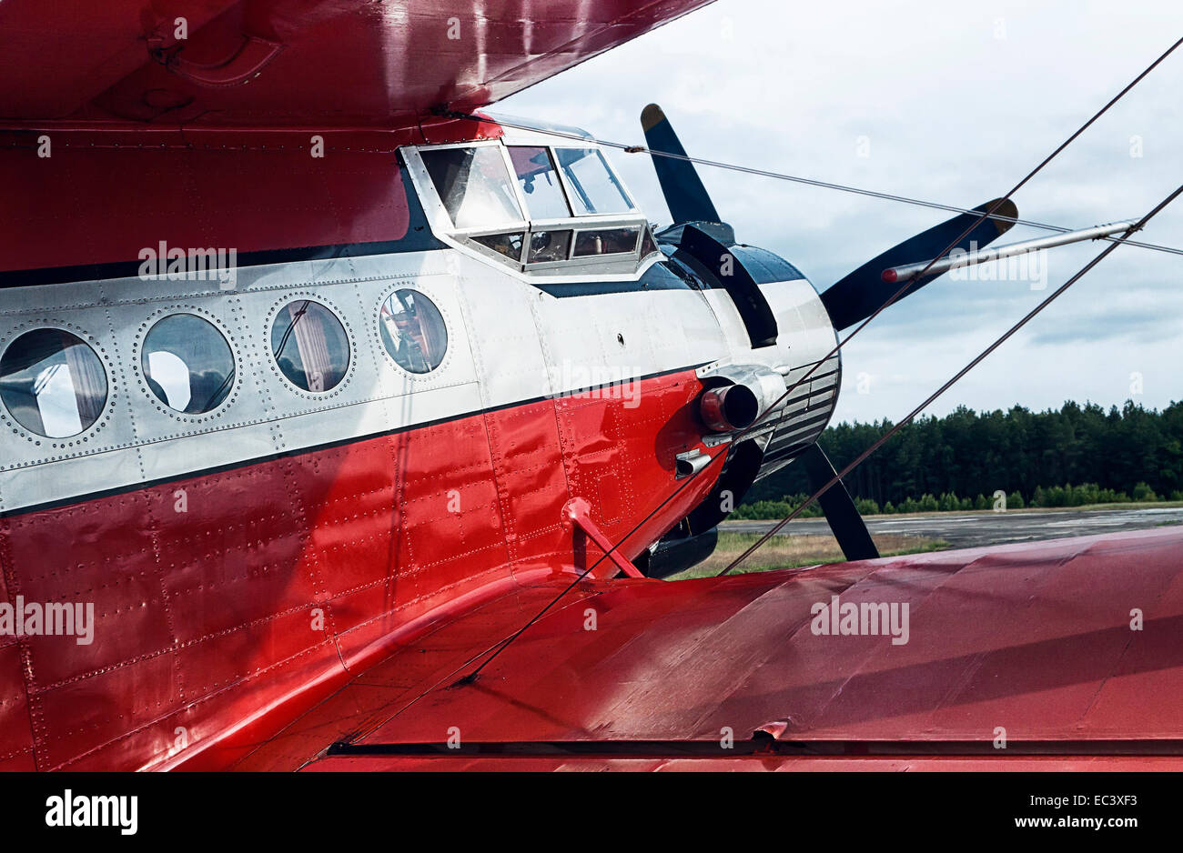 Double decker plane hi-res stock photography and images - Alamy