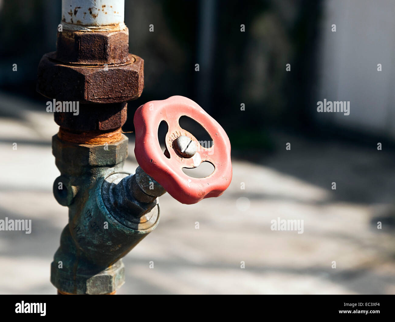 Closet flange hi-res stock photography and images - Alamy