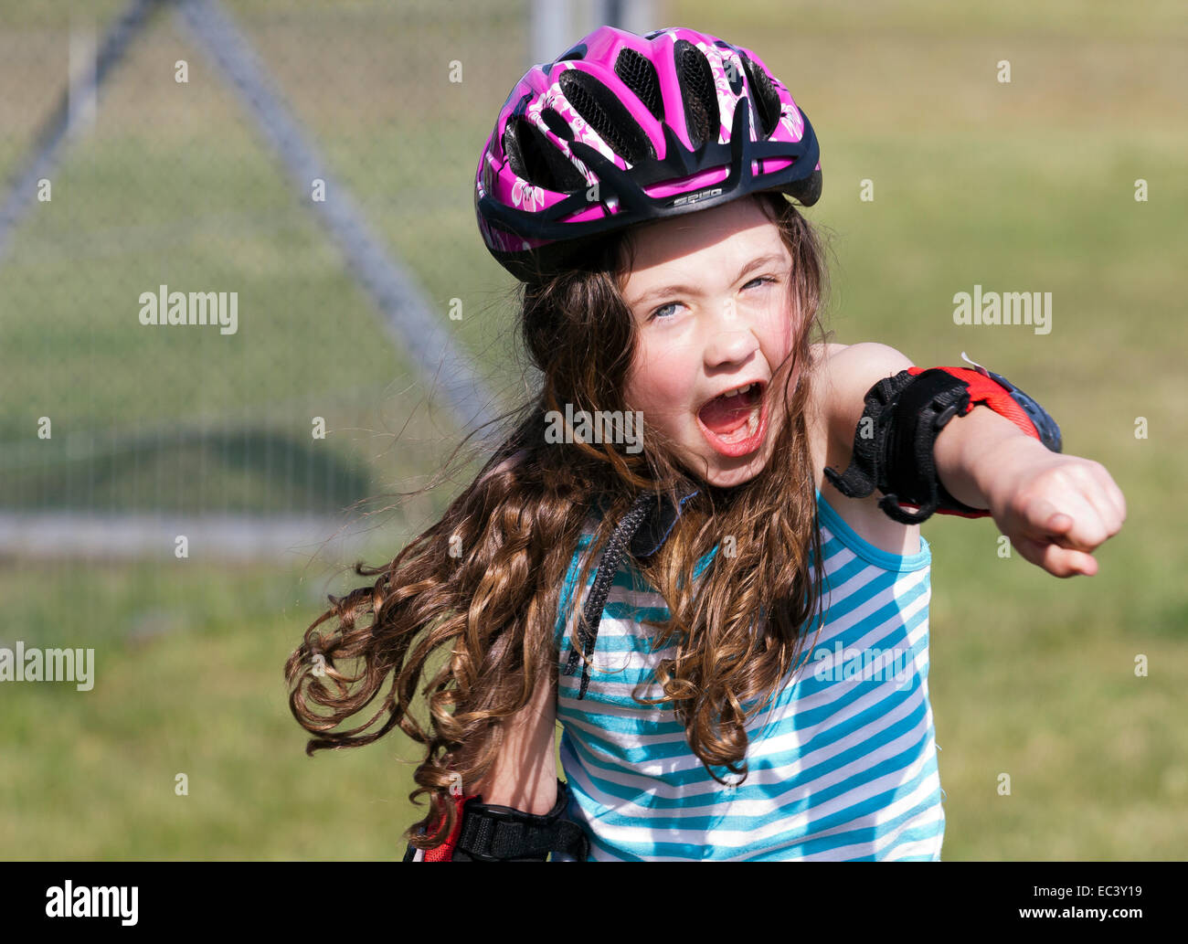 School child scream anger hi-res stock photography and images - Alamy