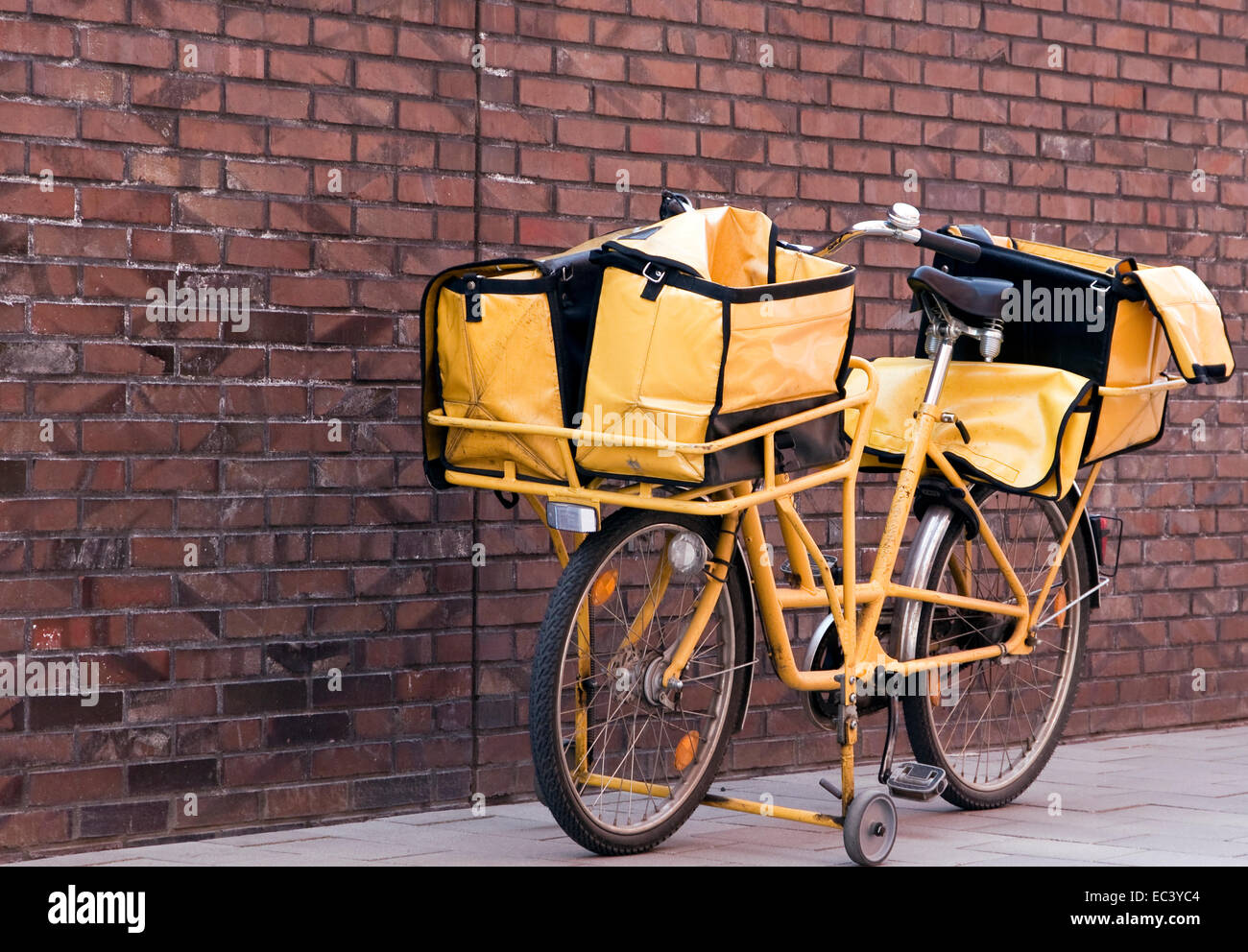 Rad walls hi-res stock photography and images - Alamy