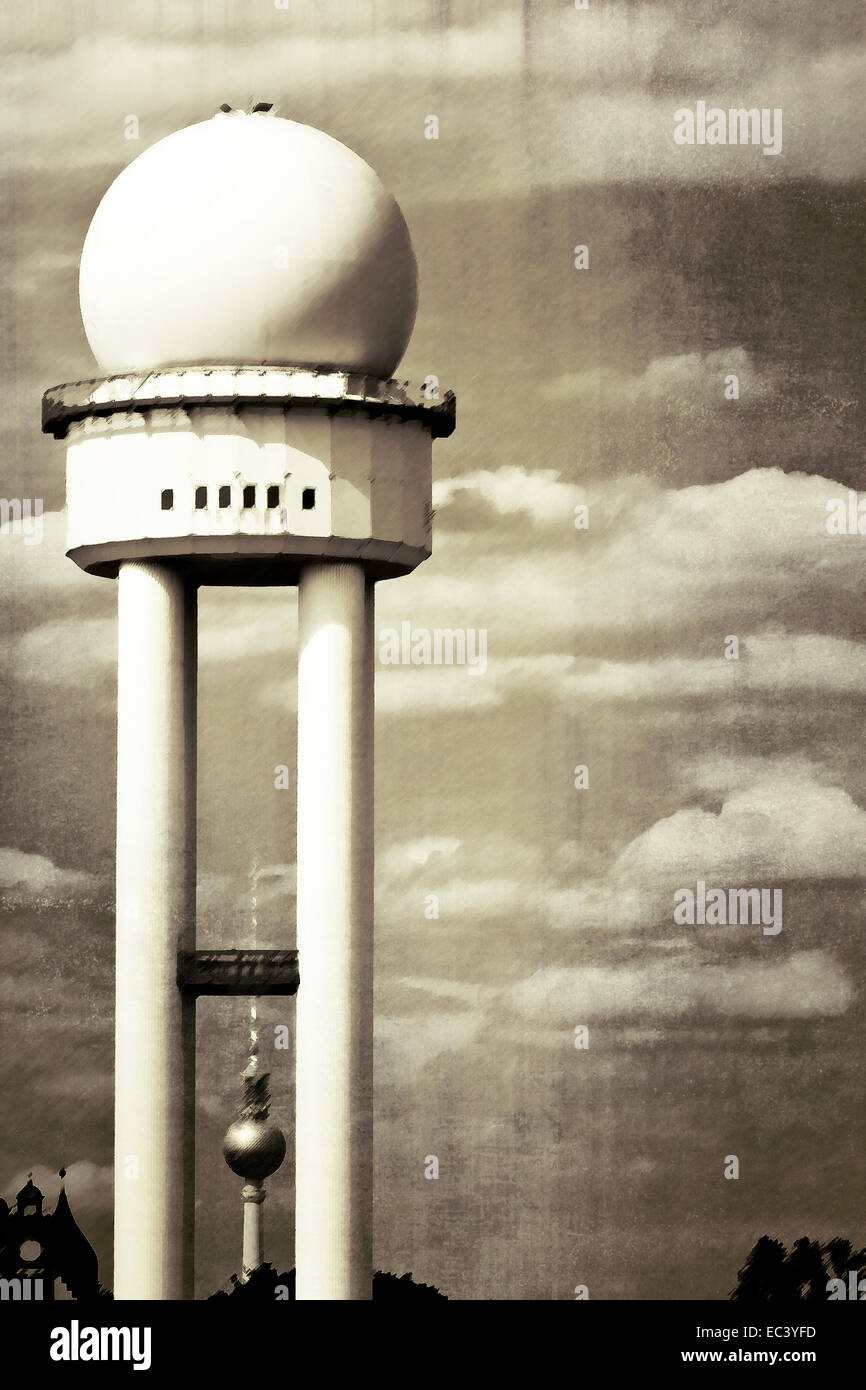 old radar tower Stock Photo - Alamy