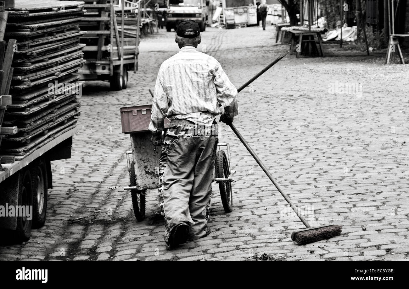 Retirees return to work Stock Photo - Alamy