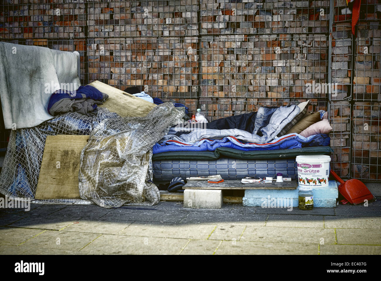 Homelessness in hamburg hi-res stock photography and images - Alamy
