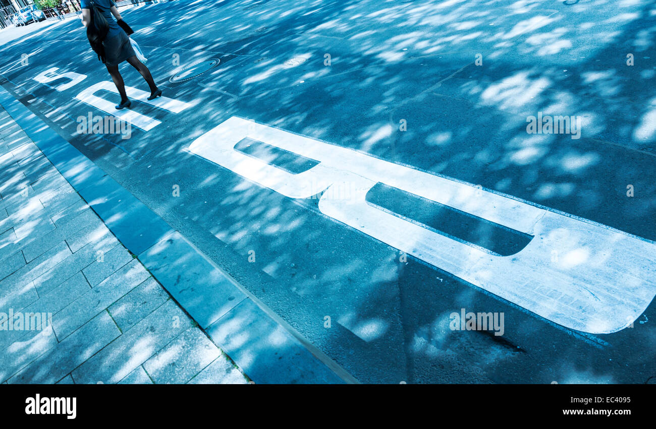 Bus lanes blue sign hi-res stock photography and images - Alamy