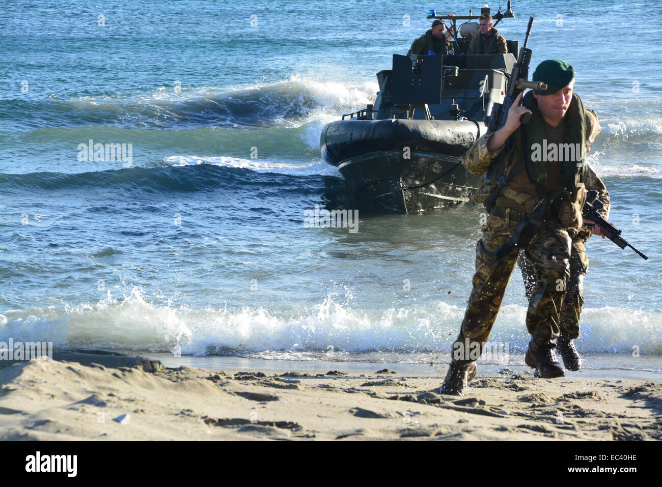Royal marines of 40 commando hi-res stock photography and images - Alamy