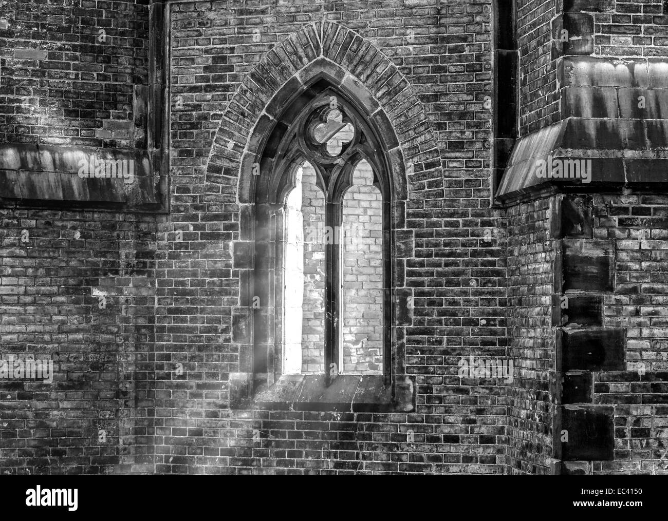 Gothic window frame Black and White Stock Photos & Images - Alamy