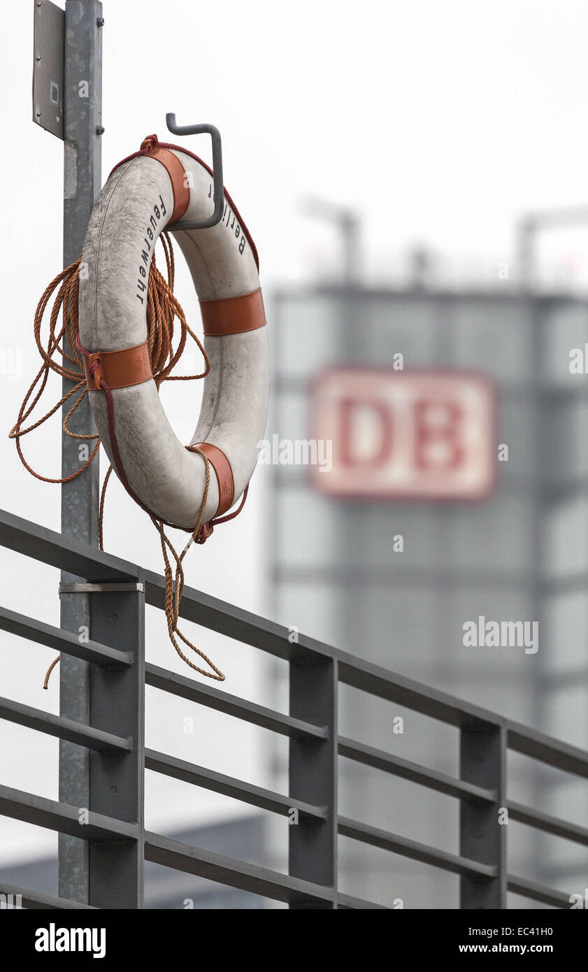 Lifebuoy station hi-res stock photography and images - Alamy