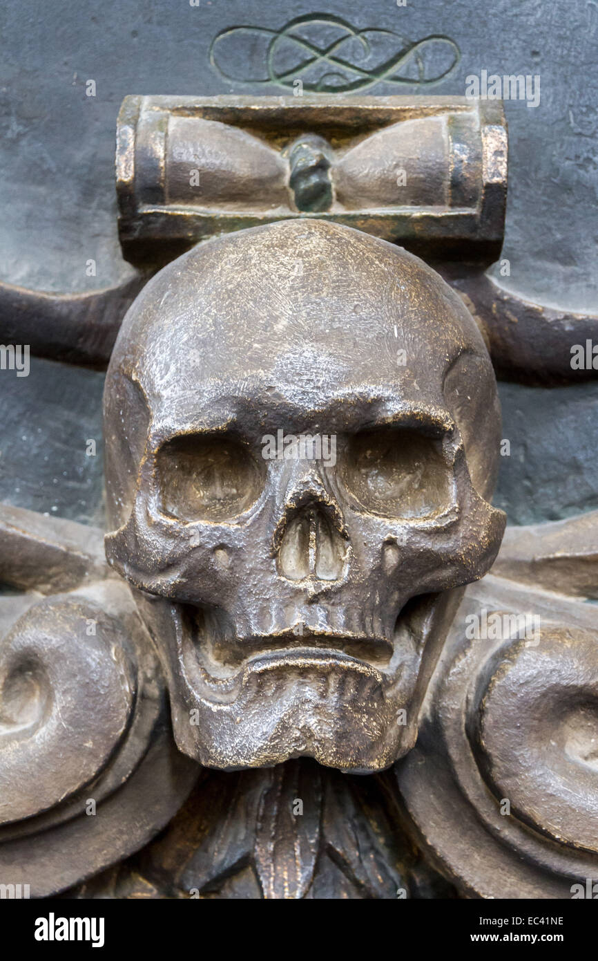 Gerippe hi-res stock photography and images - Alamy