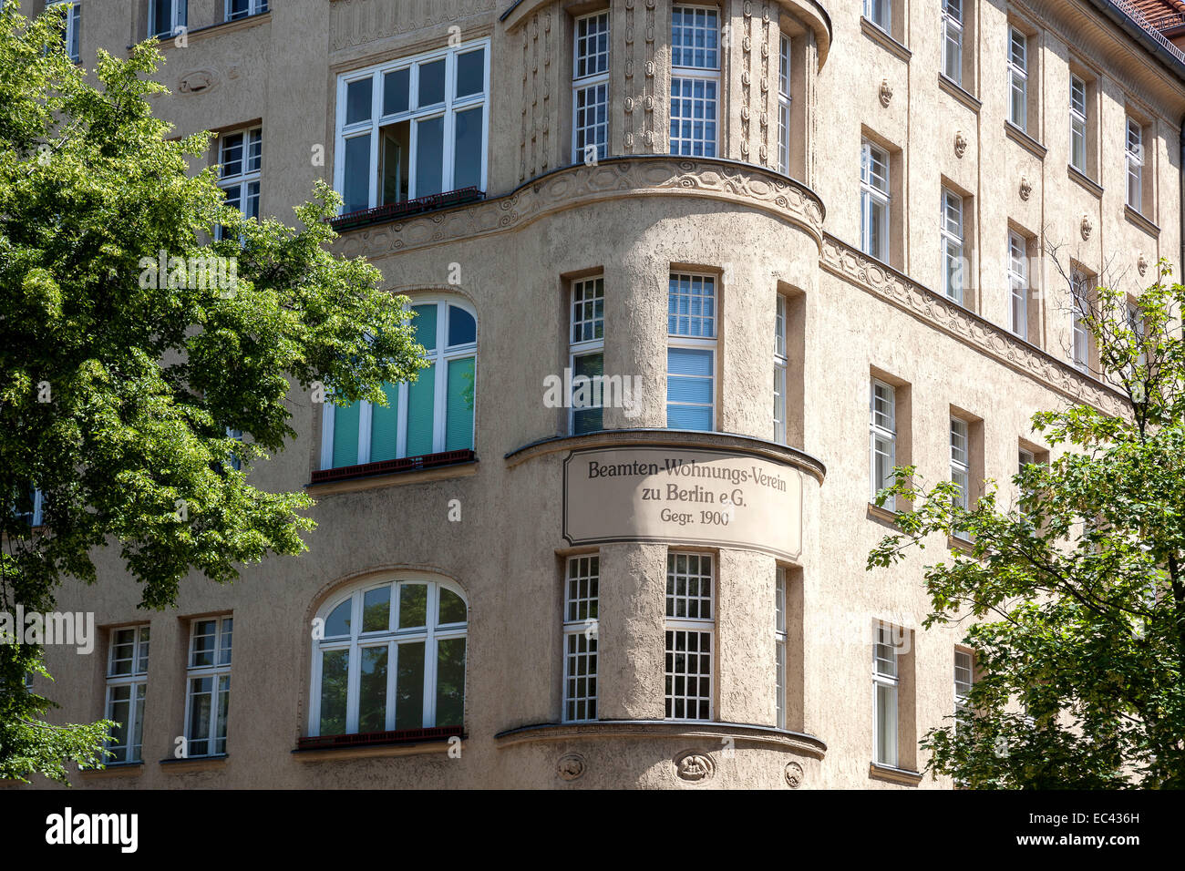 Bourgeoisie home hi-res stock photography and images - Alamy
