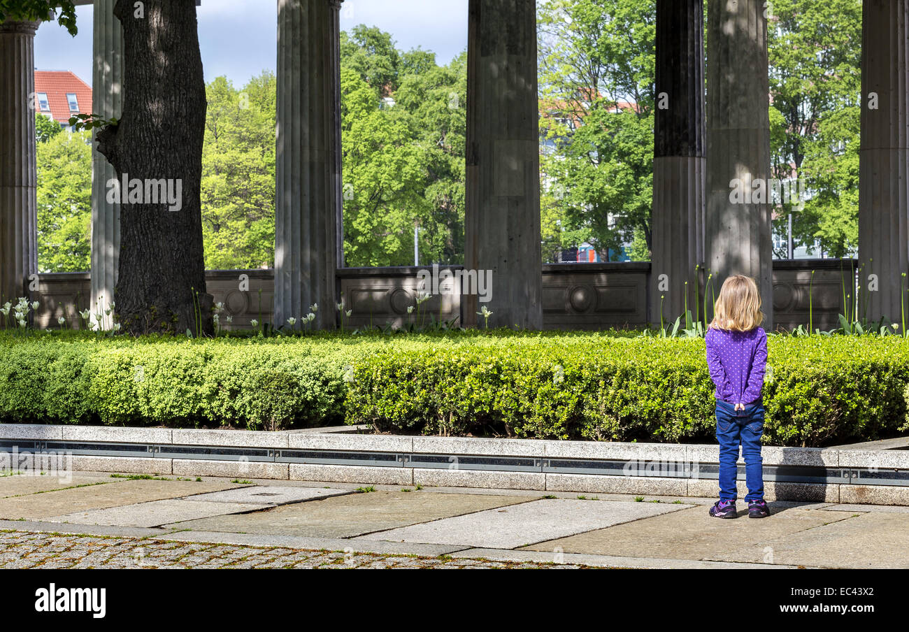 Human curiosity hi-res stock photography and images - Alamy
