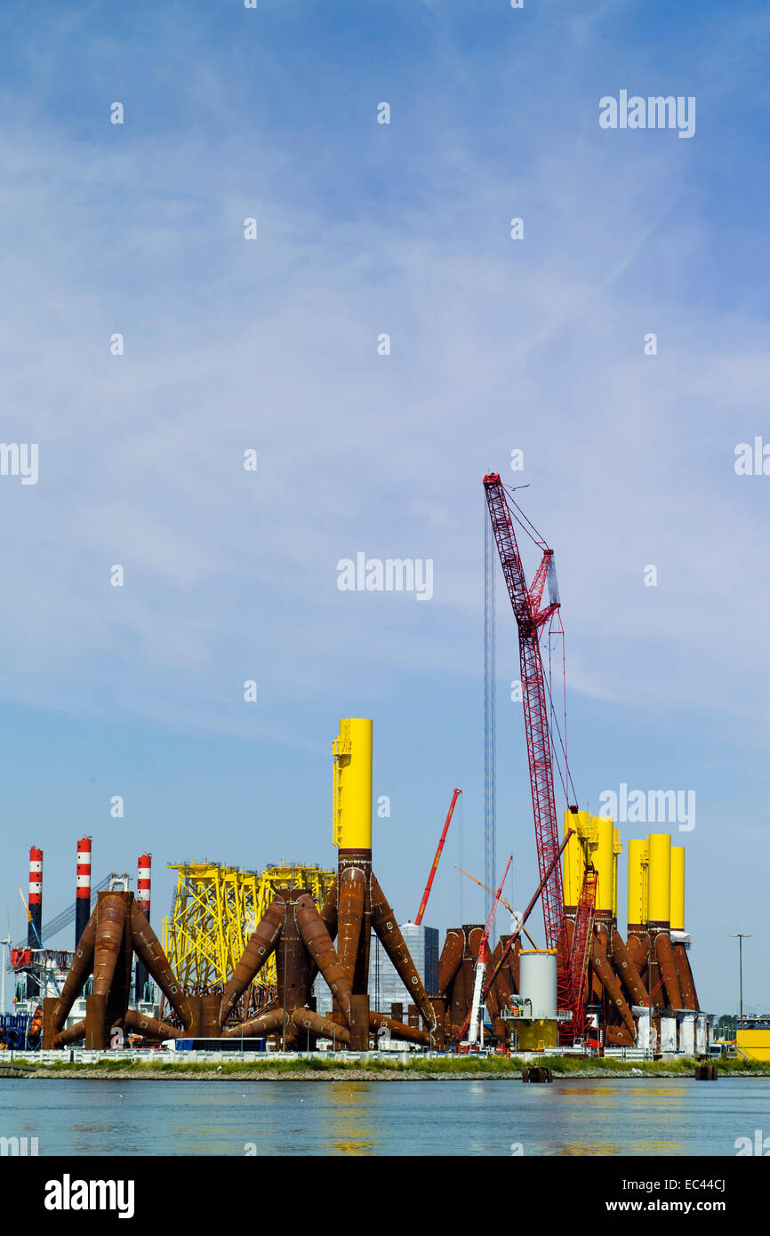 Offshore power generation hi-res stock photography and images - Alamy