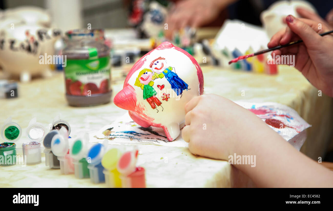 Handicraft ideas hi-res stock photography and images - Alamy