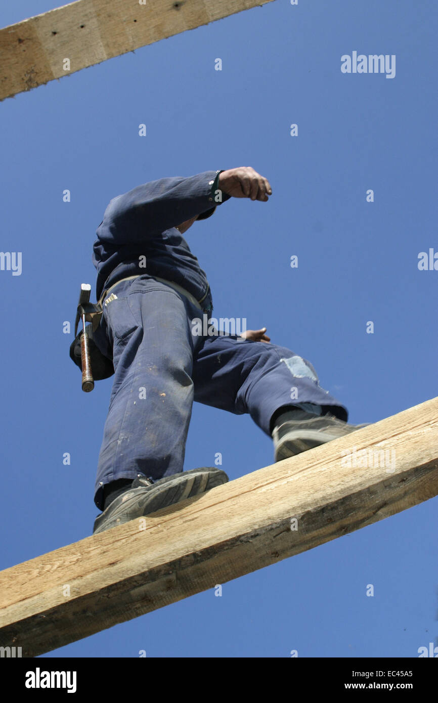 Building beam hi-res stock photography and images - Alamy