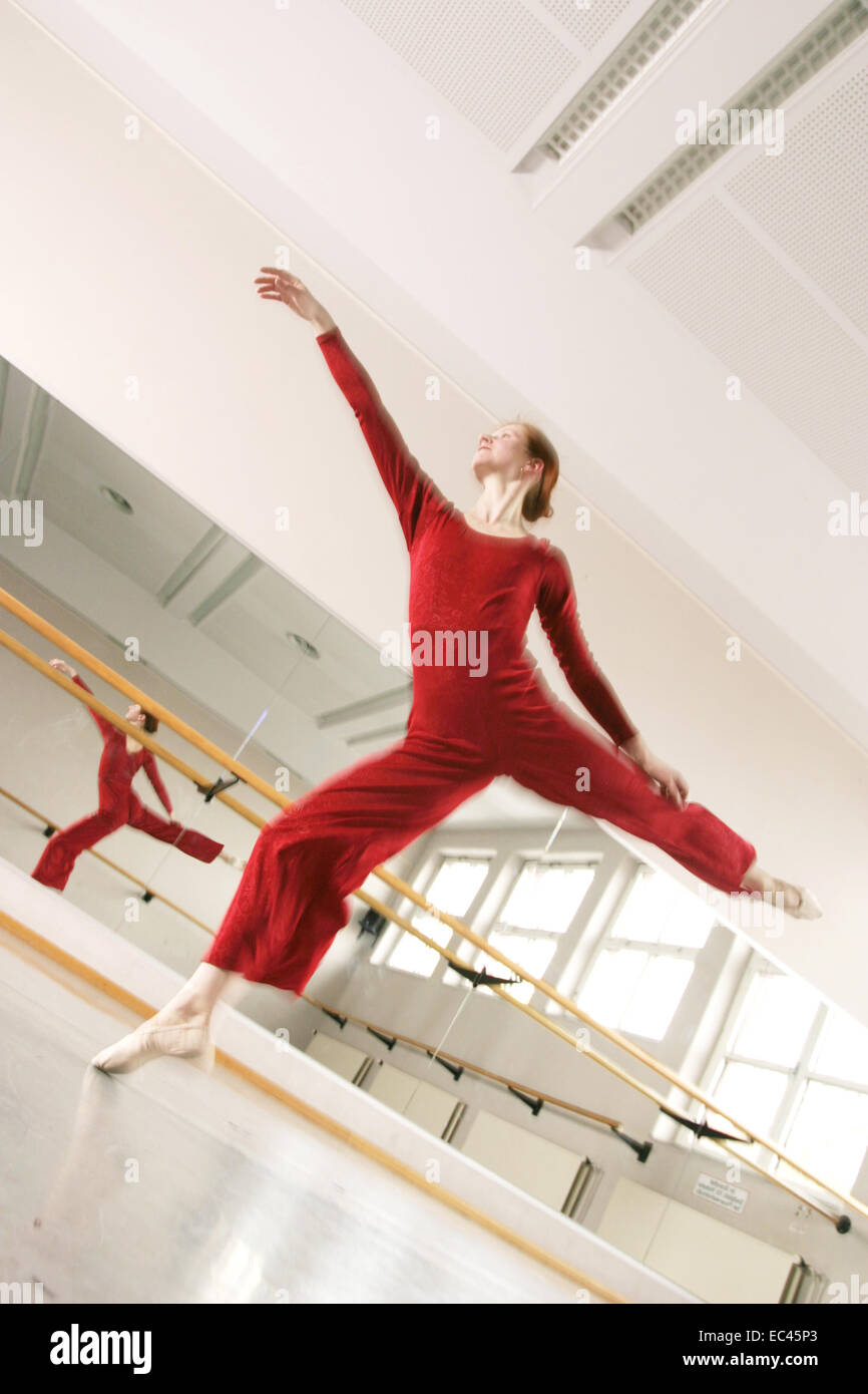 Woman dancing Ballet Stock Photo - Alamy