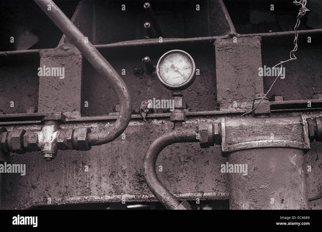 Historical machine hi-res stock photography and images - Alamy