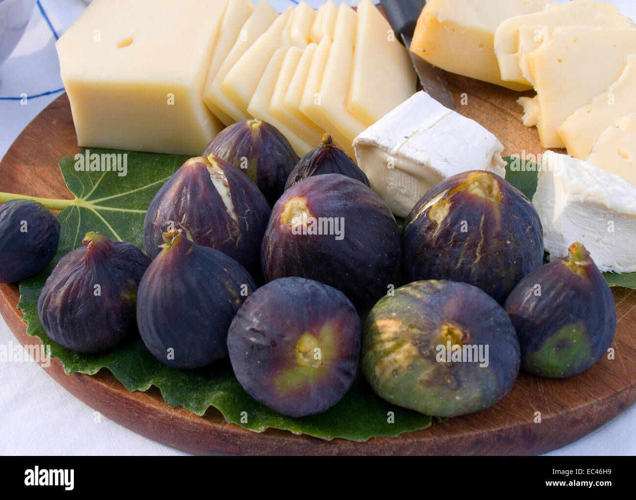 Dessert figs desserts fig hi-res stock photography and images - Alamy