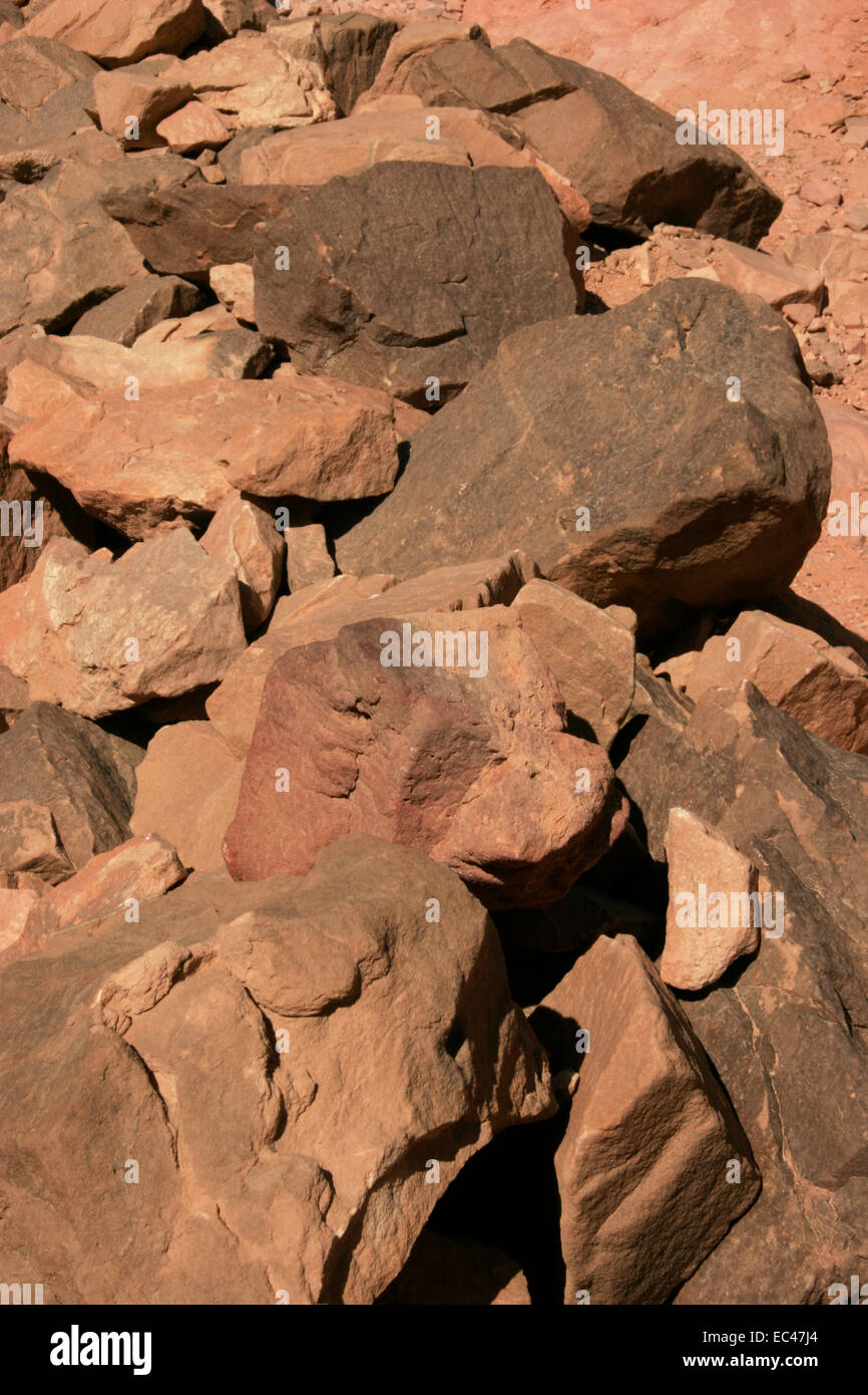 Red stones in the desert of Sinai, Egypt Stock Photo - Alamy