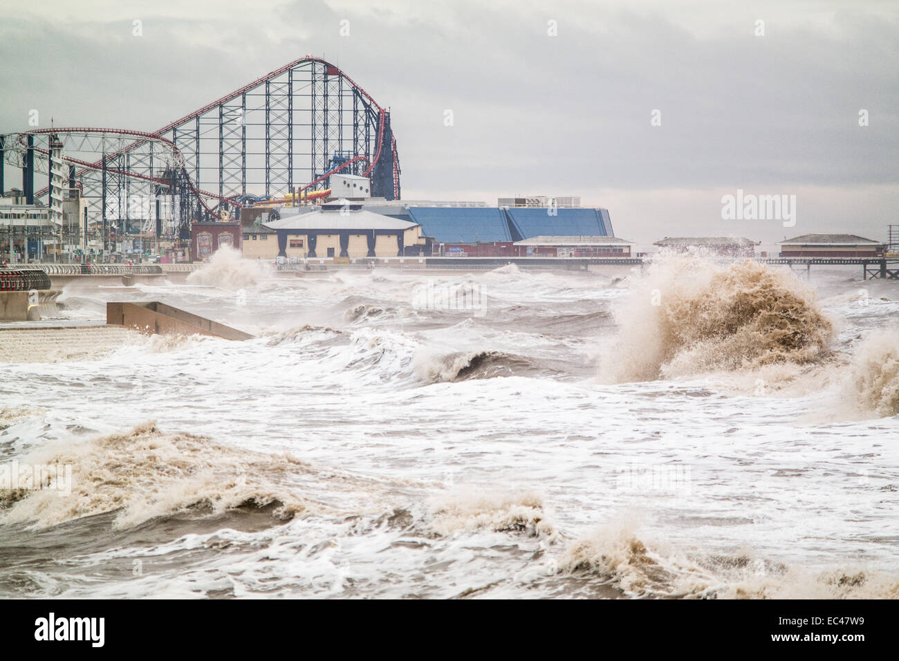 Blackpool, UK. 9th December 2014. The seas are already rough in ...