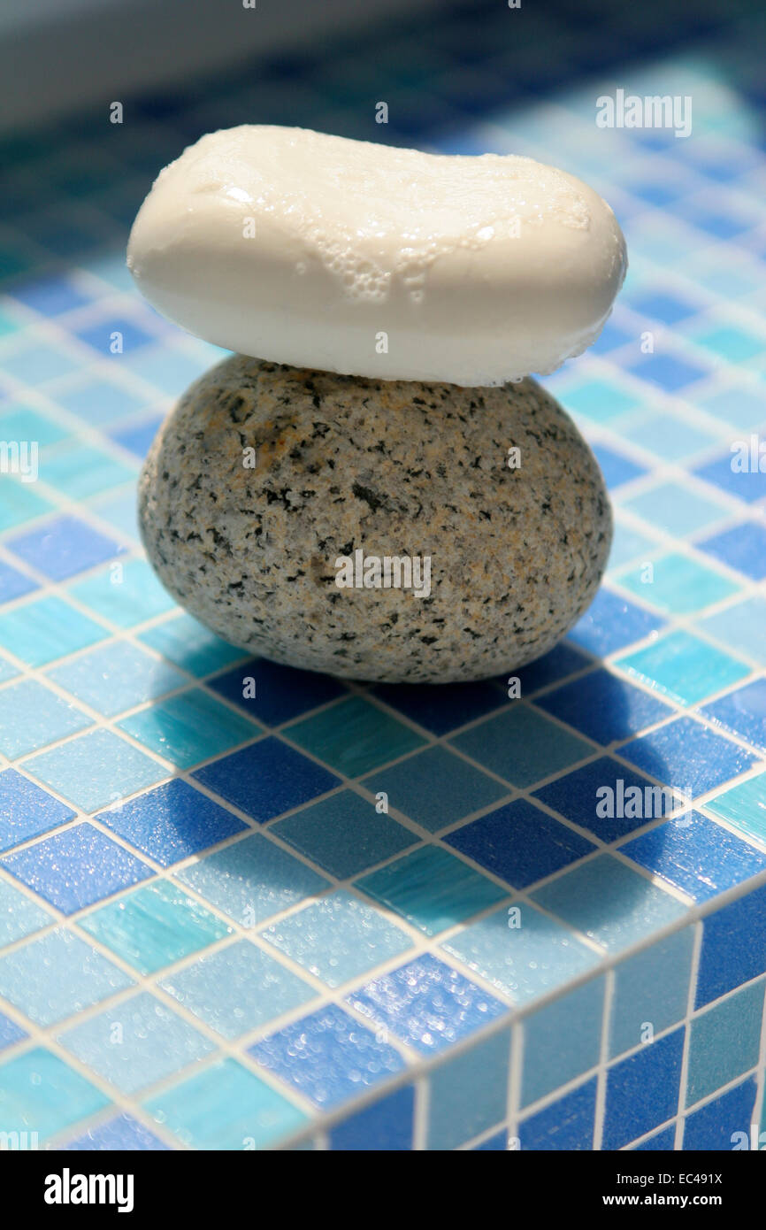 Soap stone hi-res stock photography and images - Alamy