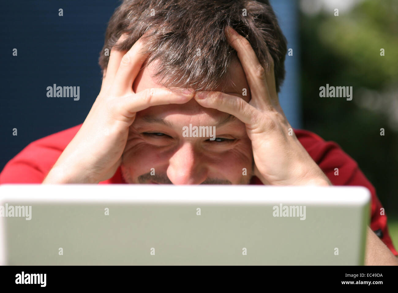 Daylight work with a notebook Stock Photo - Alamy