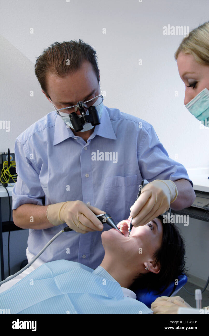 Dentist´s teeth examination Stock Photo - Alamy