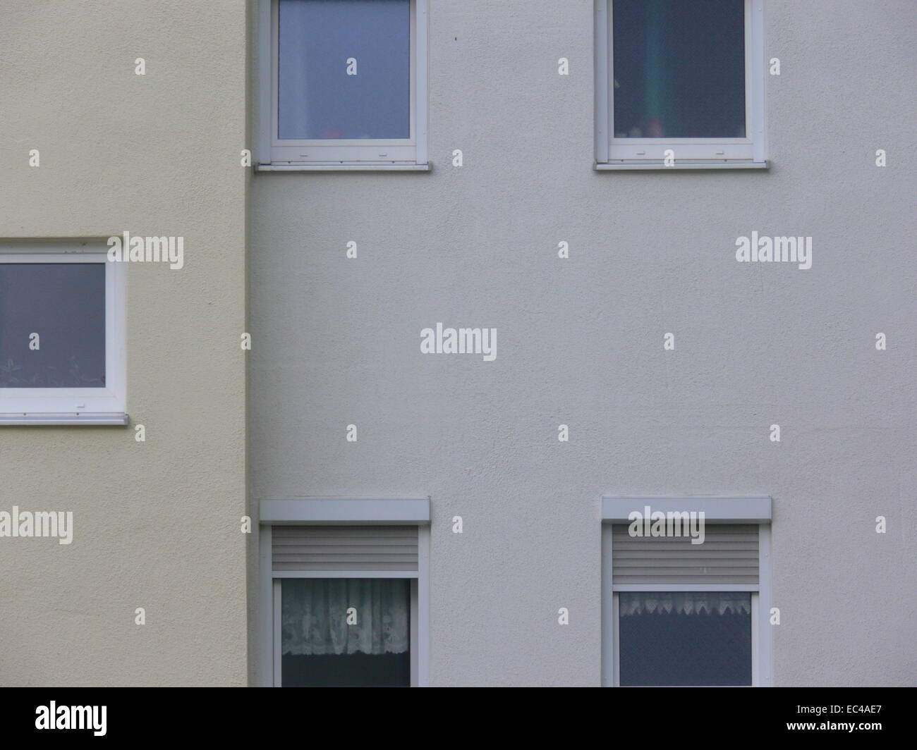 Windowless facade hi-res stock photography and images - Alamy