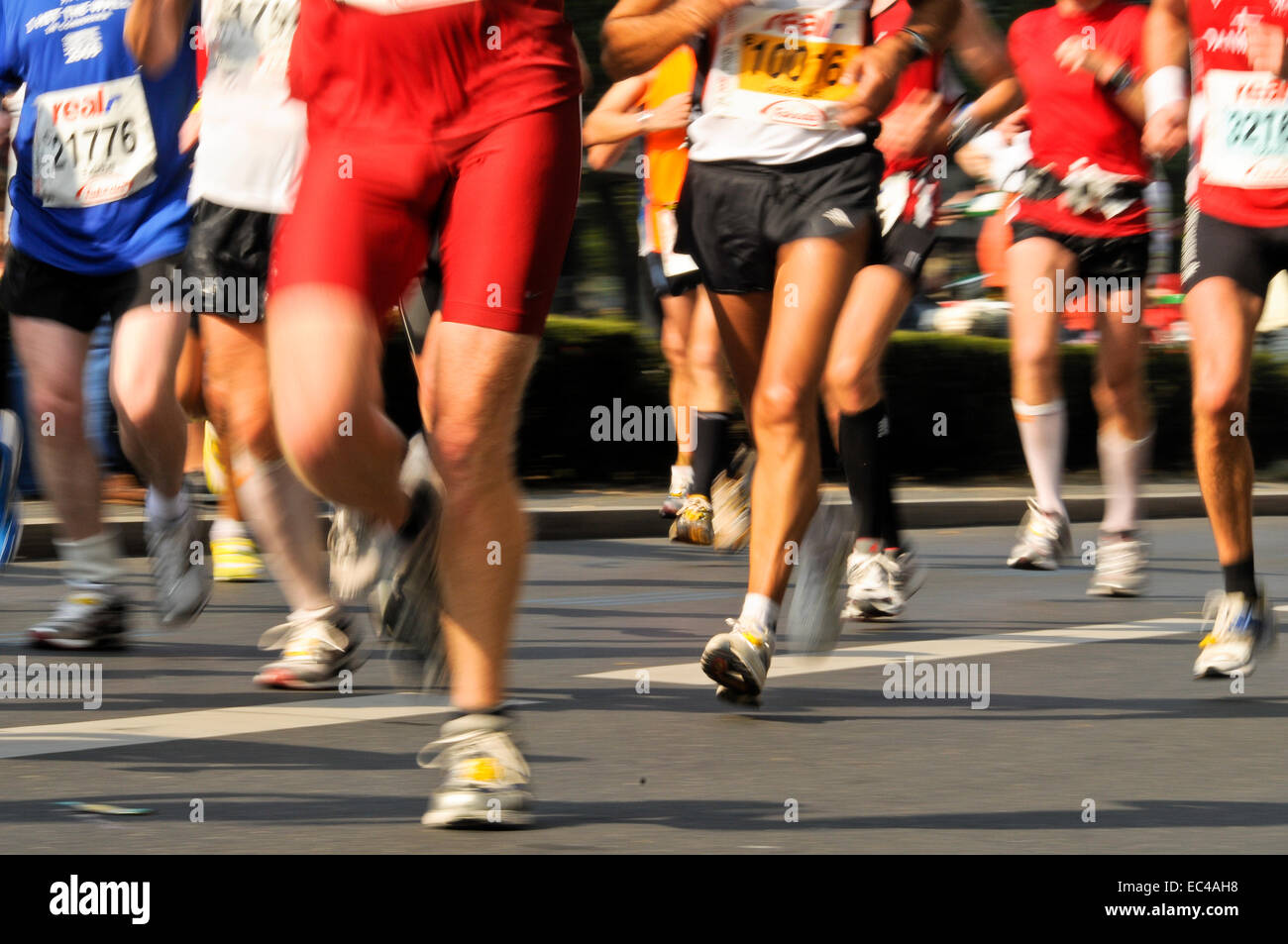 Berlin marathon run hi-res stock photography and images - Alamy