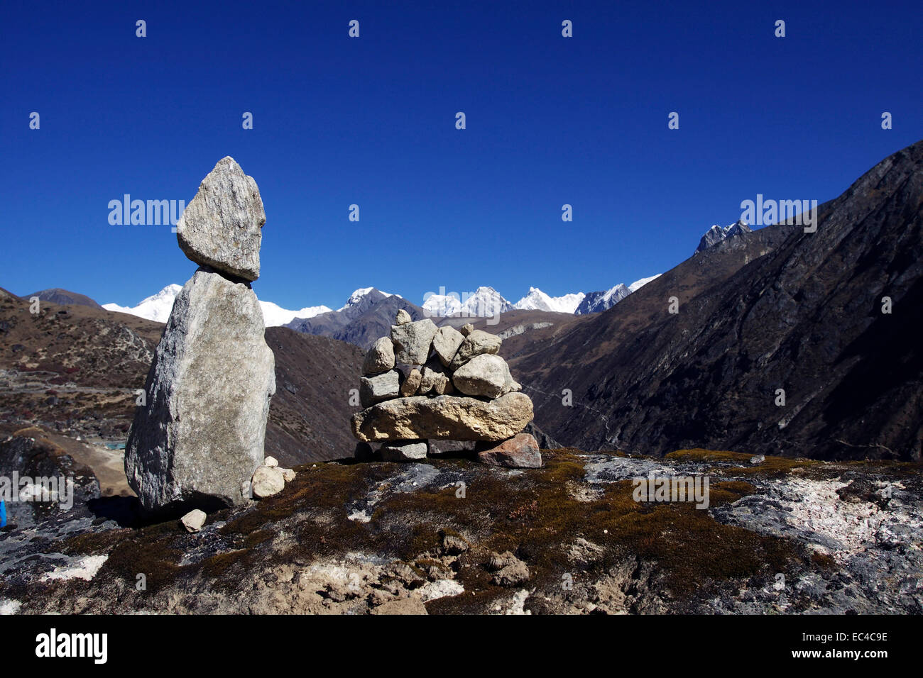 Mount pack hi-res stock photography and images - Alamy