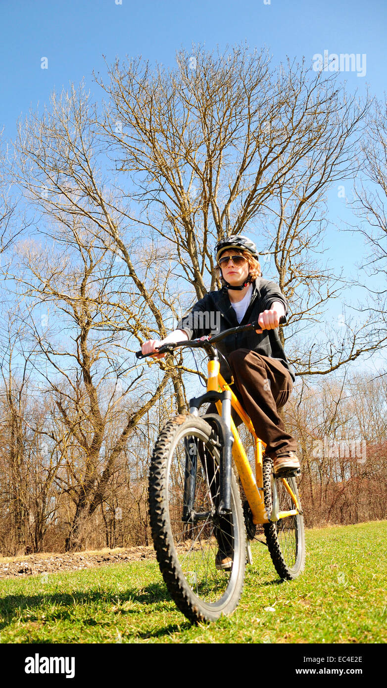 Guy driving hi-res stock photography and images - Alamy