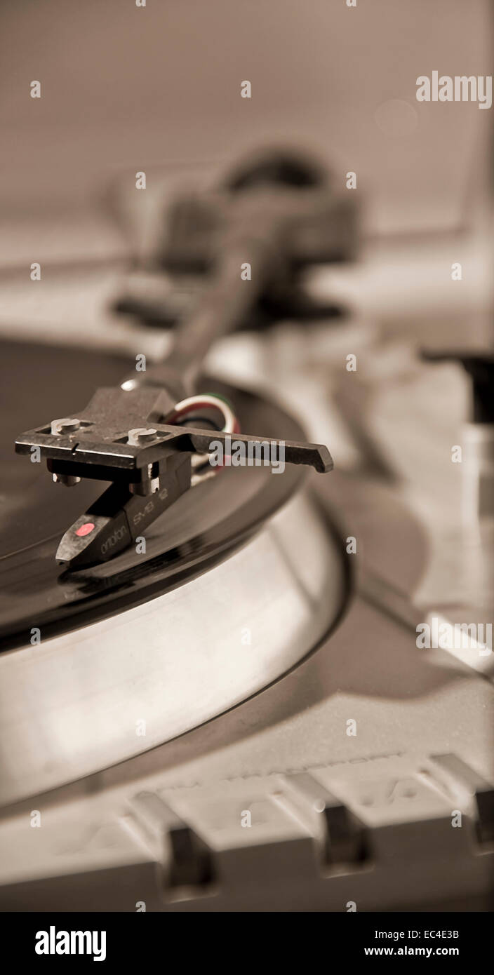 Record player art hi-res stock photography and images - Alamy